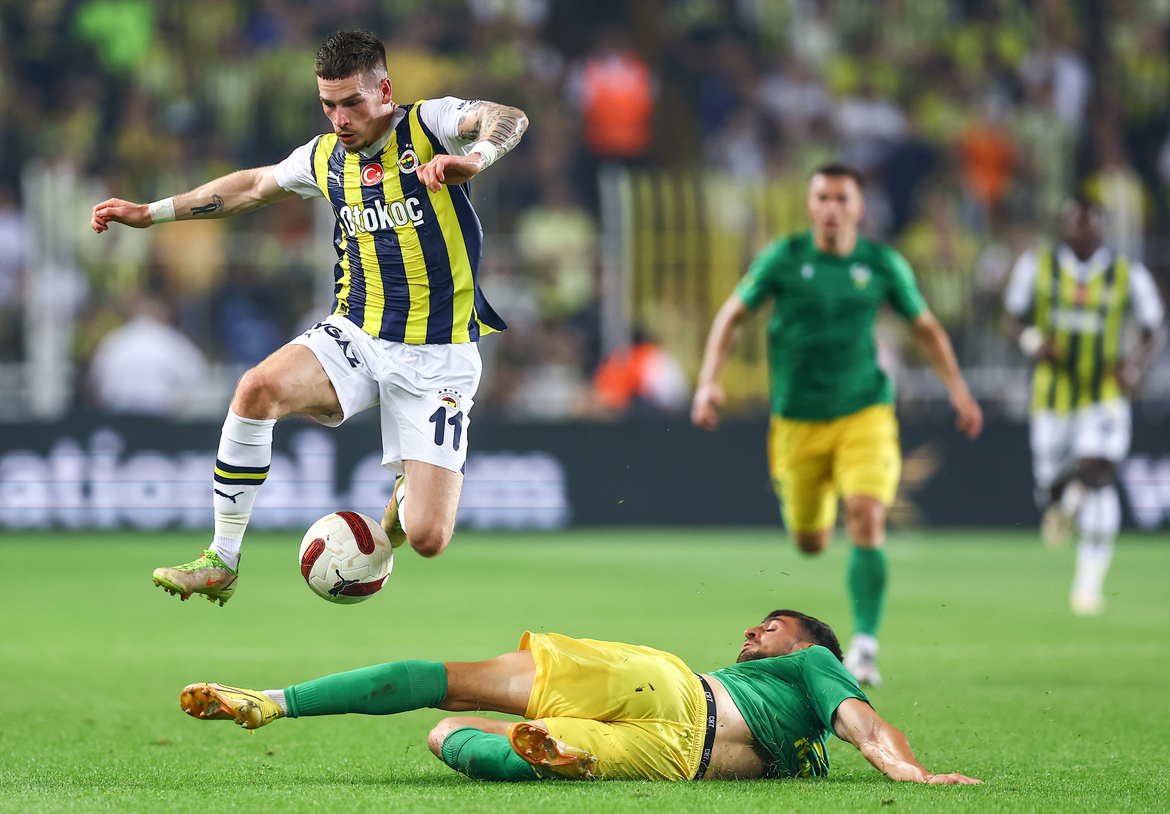 TURCI JAVLJAJU Zvezda dovodi čoveka koji ranio crveno-bele, na Marakani ...